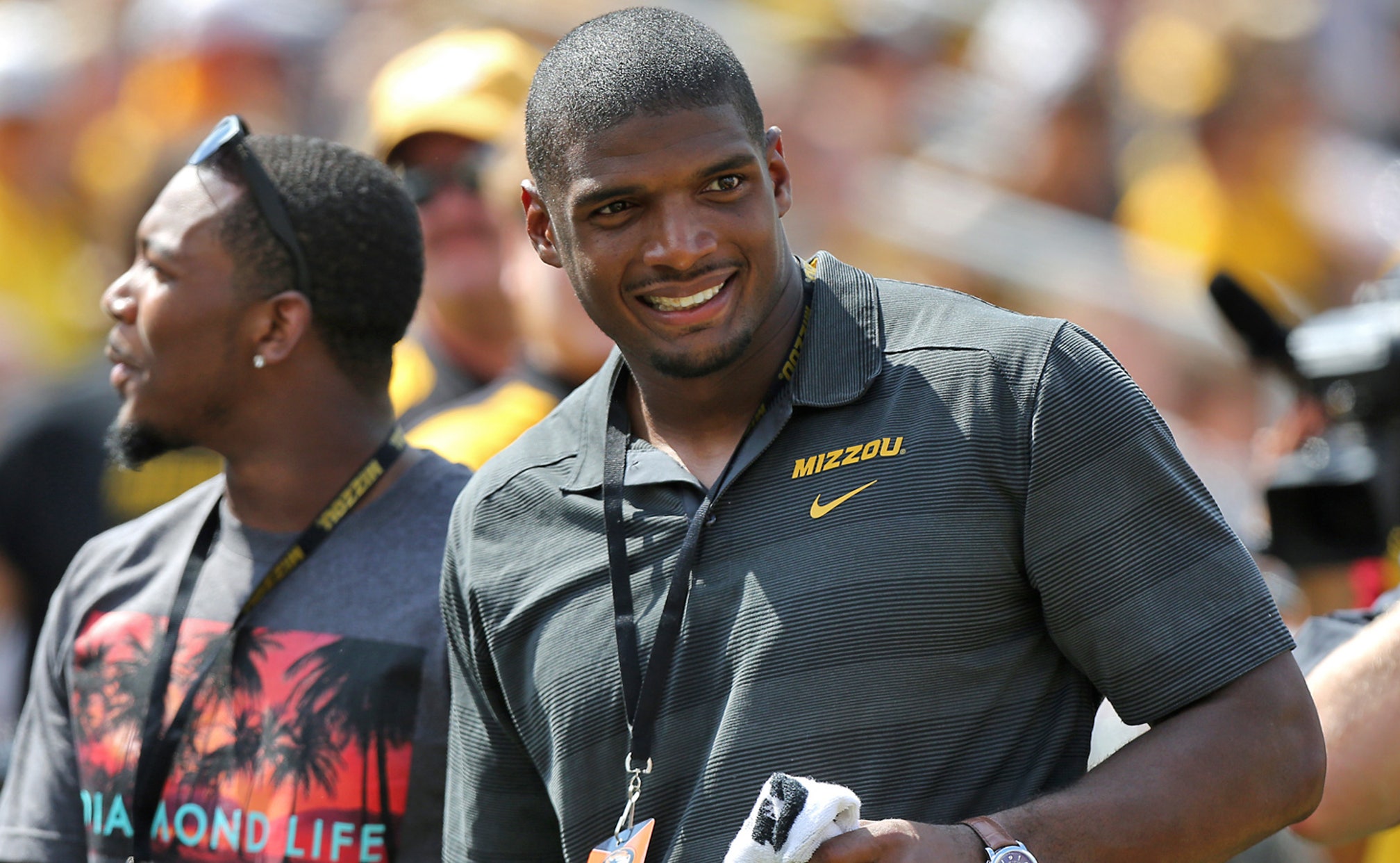 Report: Former Rams DE Michael Sam gets engaged | FOX Sports