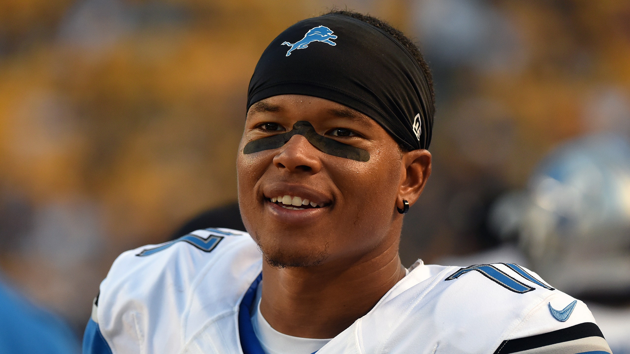 Lions WR Marvin Jones explains why he keeps a jar of pickles in his ...