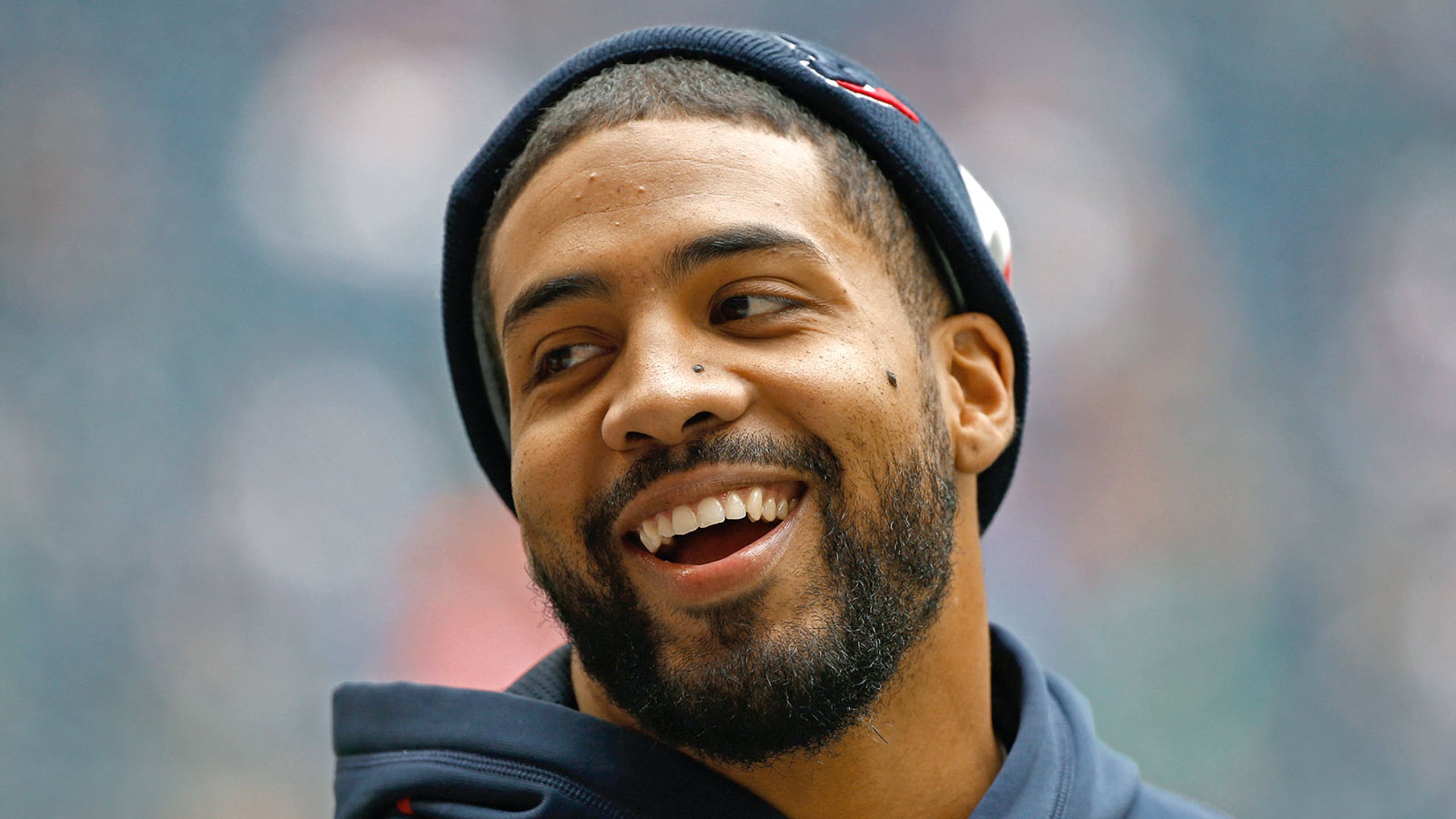 Arian Foster surprises college student with free textbooks | FOX Sports