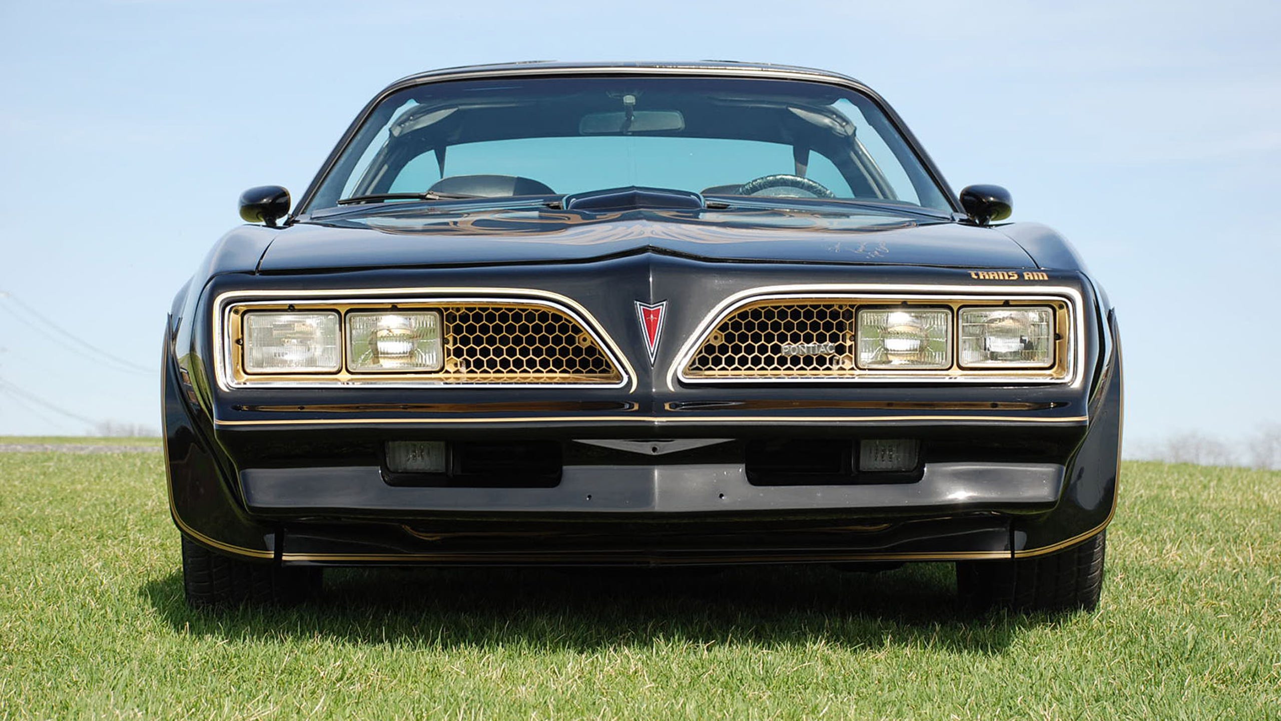 Burt Reynolds' Trans Am sells for $172K | FOX Sports