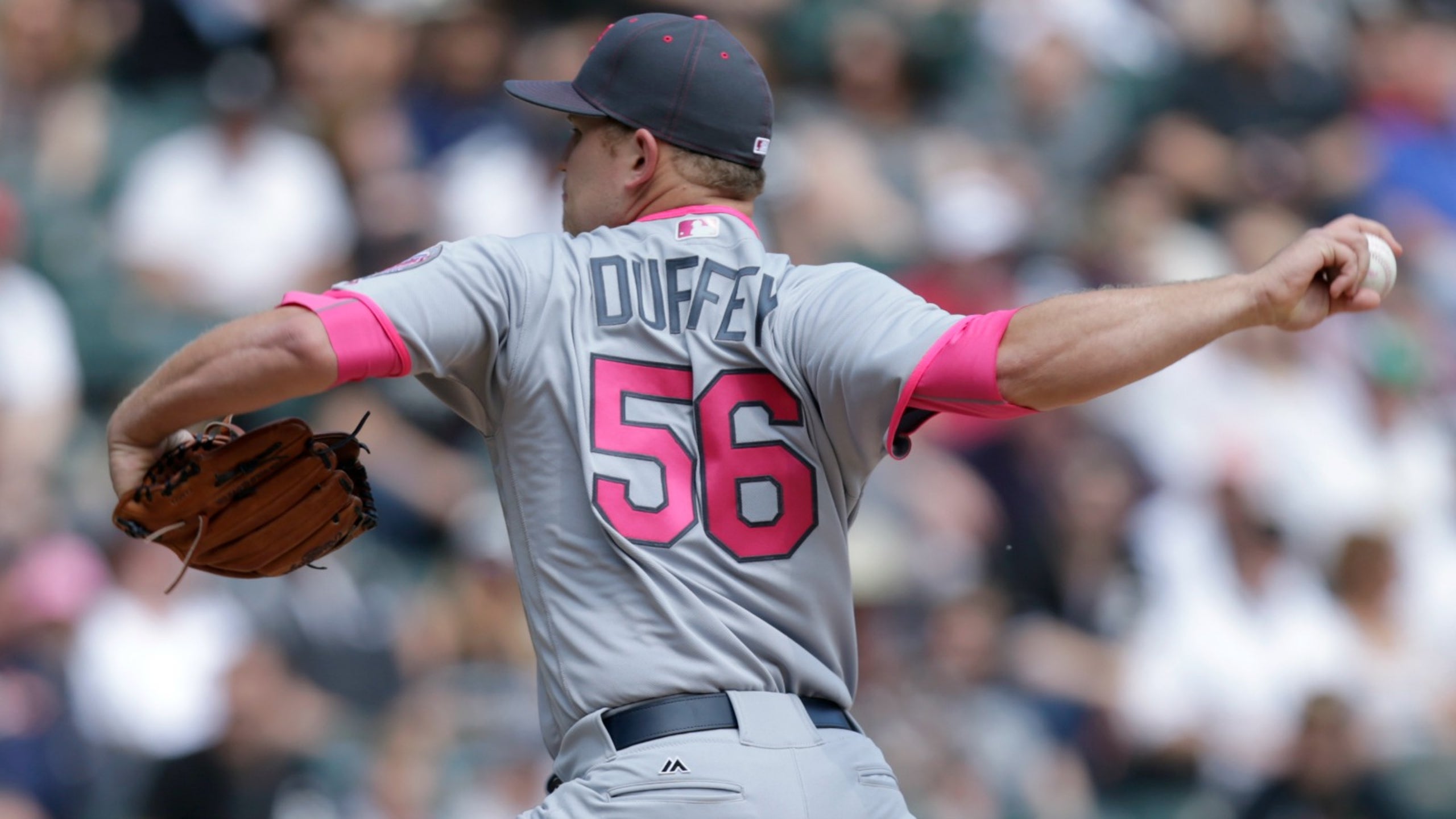 Twins pitcher strikes out four batters in an inning | FOX Sports