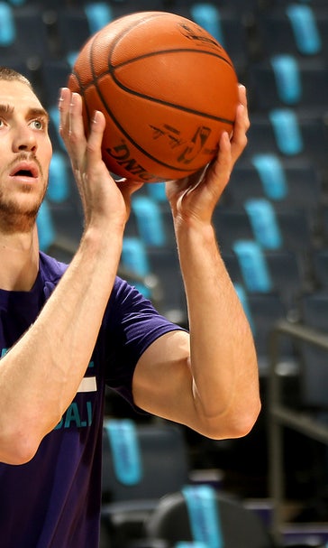 How's Tyler Hansbrough fitting in with the Hornets? | FOX Sports