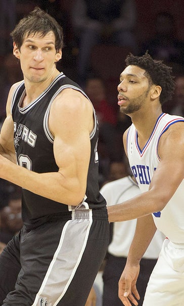 Spurs' Boban might have the largest hands on the planet | FOX Sports
