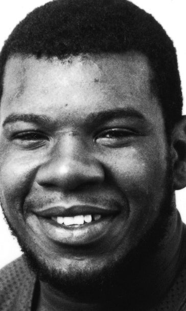 Roy Simmons, second NFL player to come out as gay, dies at 57 | FOX Sports