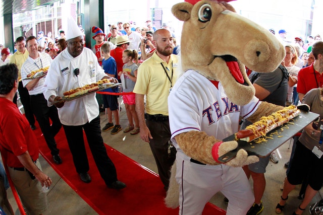 Texas Rangers unveil extreme, odd playoff foods | FOX Sports