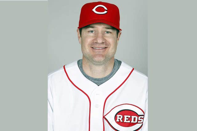 Reds name Cincinnati-native David Bell manager | FOX Sports