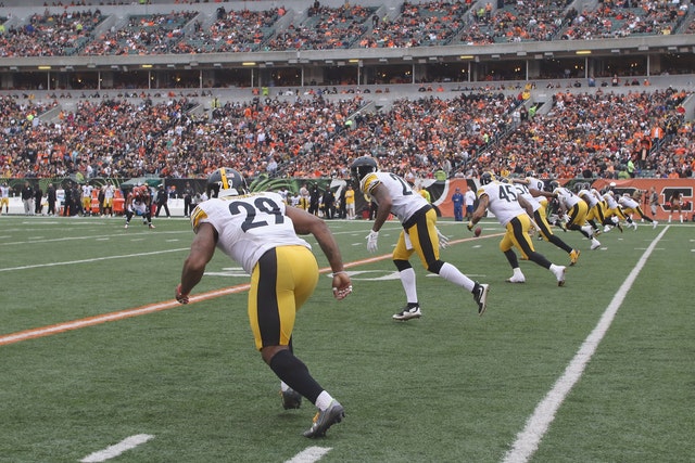 The NFL's new touchback rule is a disaster (but not for the reason you ...