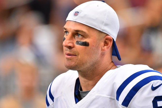 Matt Hasselbeck went to E.R. with illness on Tuesday | FOX Sports