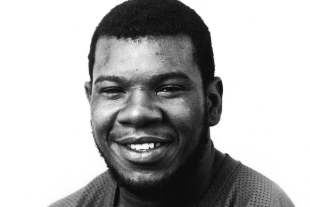 Roy Simmons, second NFL player to come out as gay, dies at 57 | FOX Sports