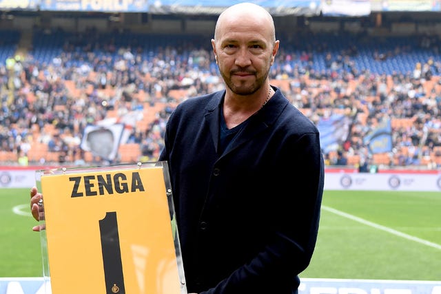 Zenga replaces Mihajlovic as new coach of Sampdoria | FOX Sports