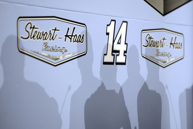 NASCAR: SHR Signs Deal With Nike, Announces Logo Change | FOX Sports