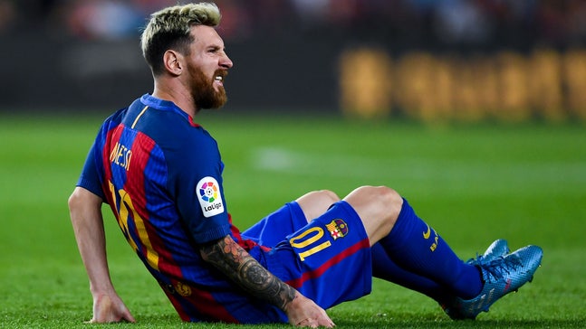 Lionel Messi out three weeks with right groin strain | FOX Sports