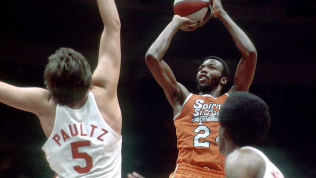 Report: Former NBA, ABA player Marvin Barnes dies at 62 | FOX Sports