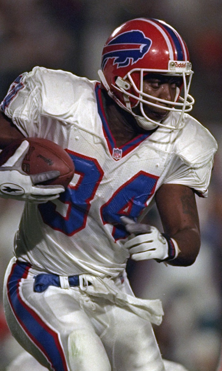 Watch Bills legend Thurman Thomas surprise ususpecting fans with season ...