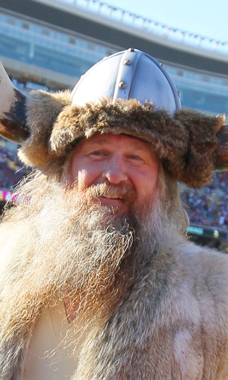 Ousted mascot Ragnar to Vikings: Where's my counteroffer, dudes? | FOX ...