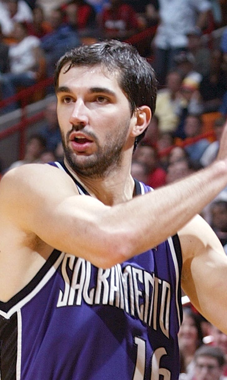 Report: Kings offer Peja Stojakovic front-office position | FOX Sports