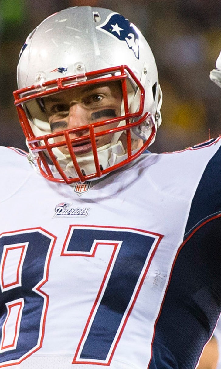 Rob Gronkowski makes NFL history with fifth 10-touchdown season | FOX ...