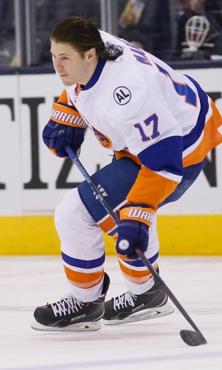 New York Islanders: Matt Martin Cuts The Hair | FOX Sports