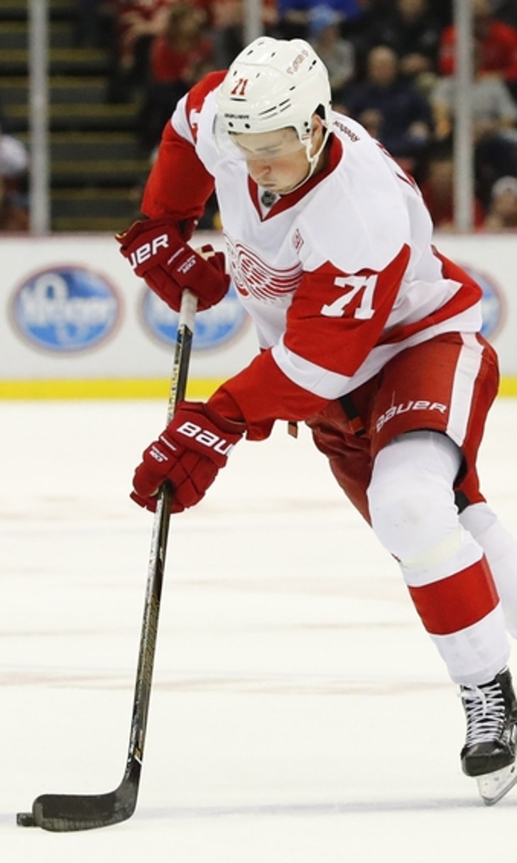 Dylan Larkin races past Hurricanes for breakaway goal (Video) | FOX Sports