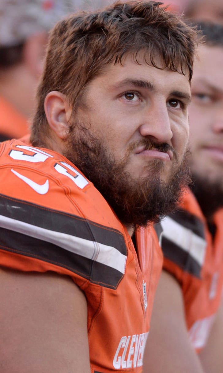 Alex Mack on the move in NFL free agency | FOX Sports