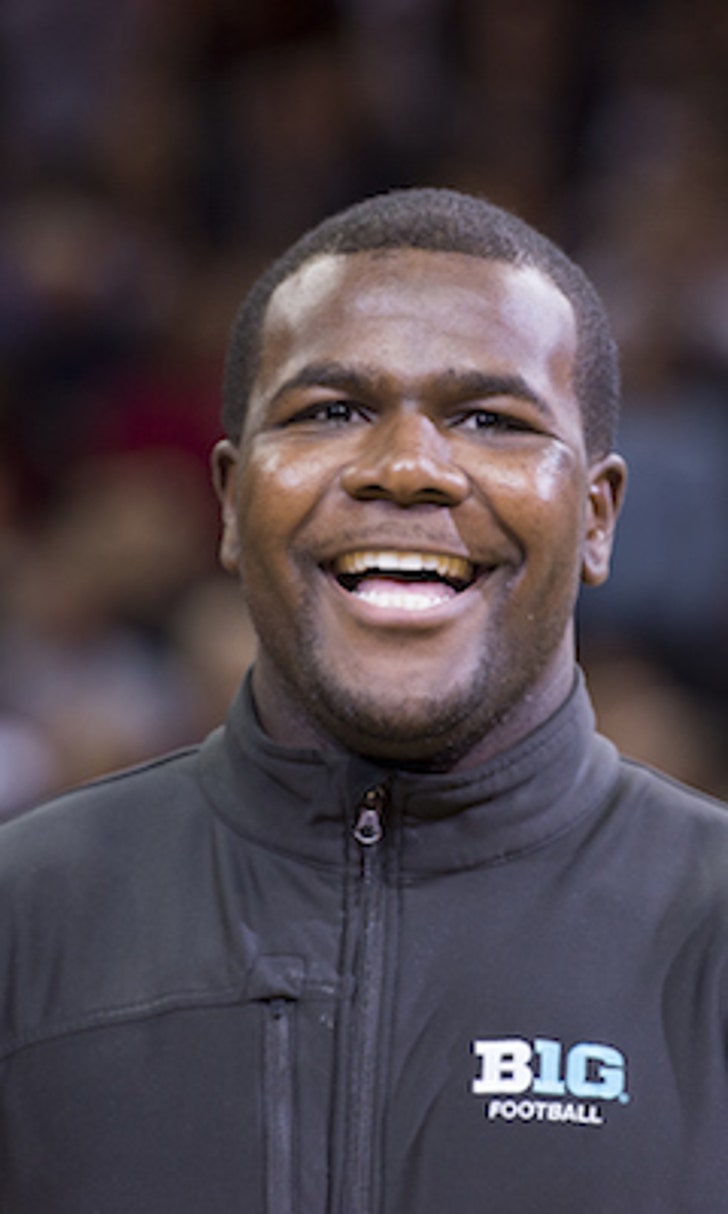 Watch: Cardale Jones throws first pitch before Indian's game | FOX Sports