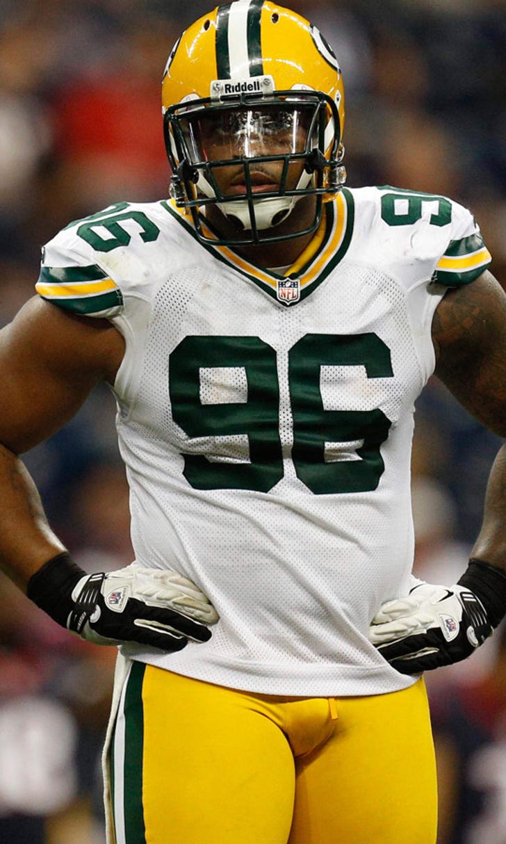 Mike Neal indicates he's staying with Packers | FOX Sports