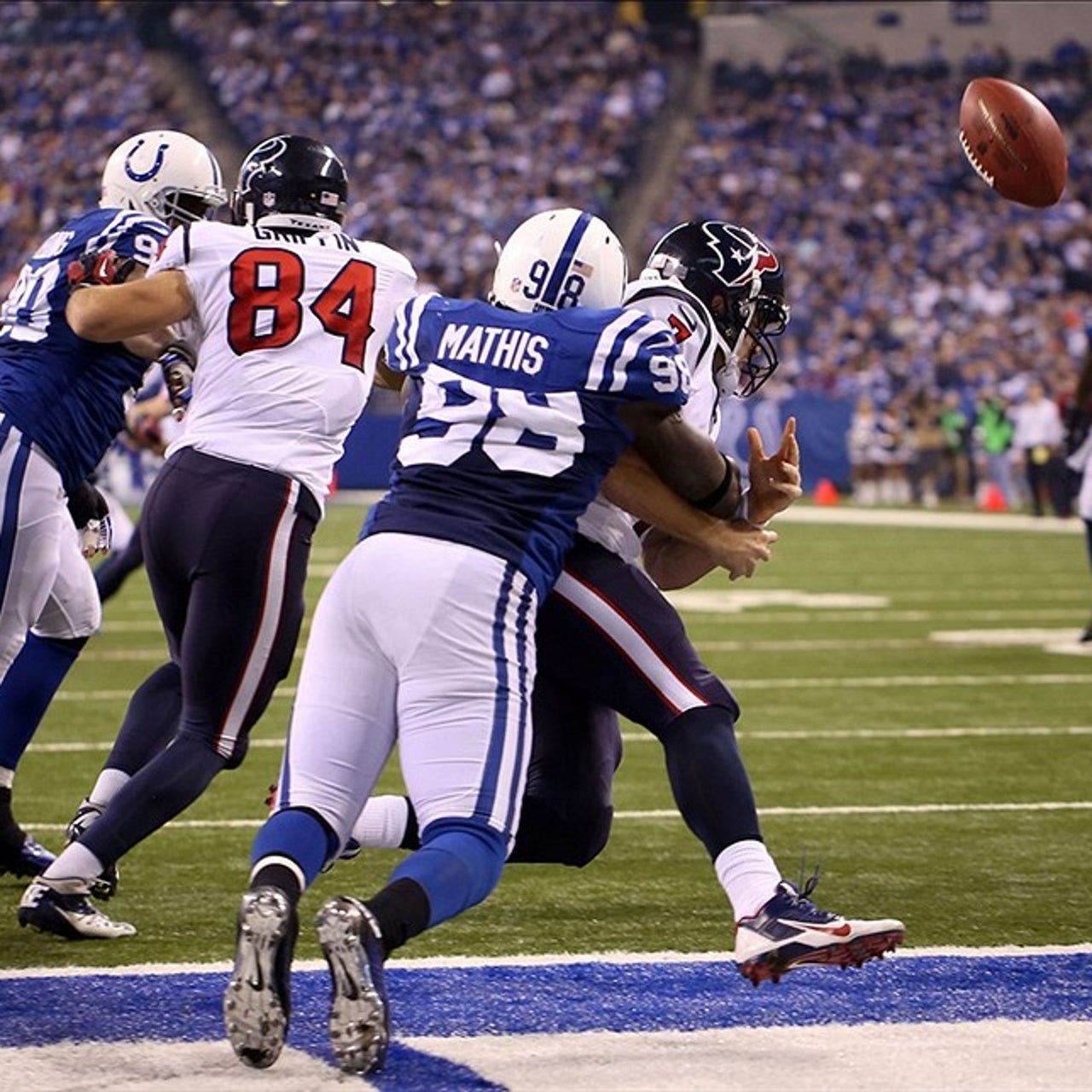 Robert Mathis Sacking Tom Brady
