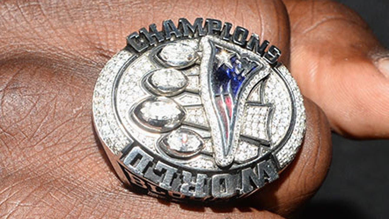 Check out the Super Bowl rings from all 49 championship teams | FOX Sports
