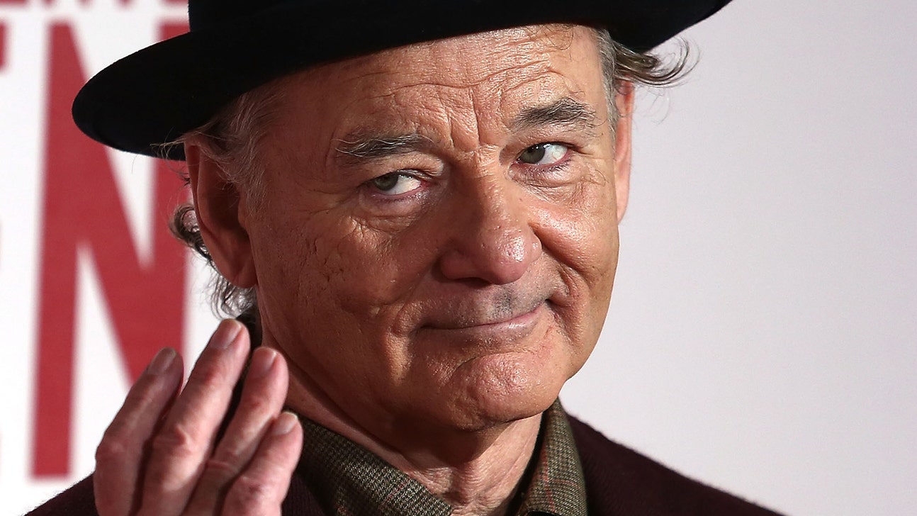 Bill Murray tears tickets at St. Paul Saints' stadium finale | FOX Sports