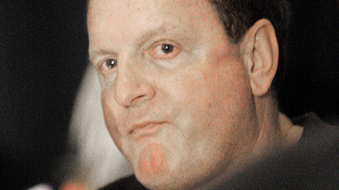 Billionaire Burkles Son Found Dead At Beverly Hills Home Fox Sports