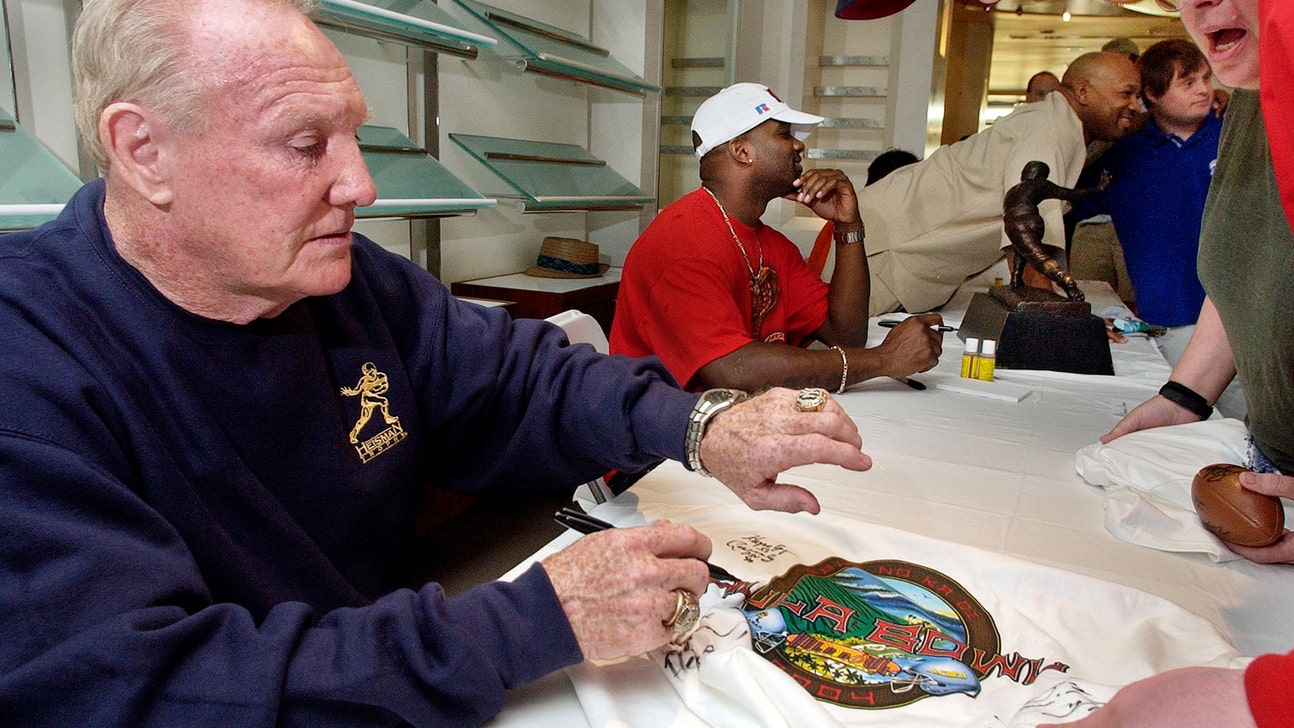 Hopalong Cassady Ohio State Heisman Winner Dies At 85 Fox Sports