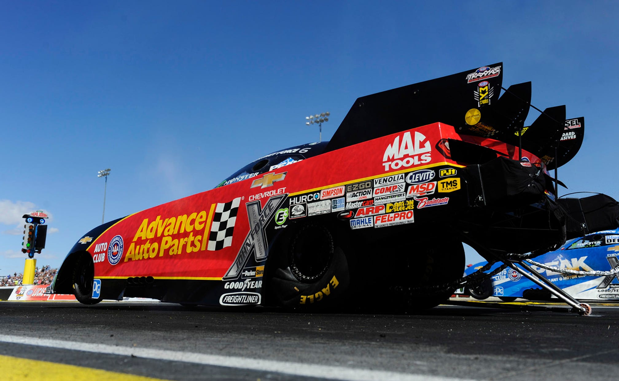 Ladders for the Denso Spark Plugs NHRA Nationals | FOX Sports