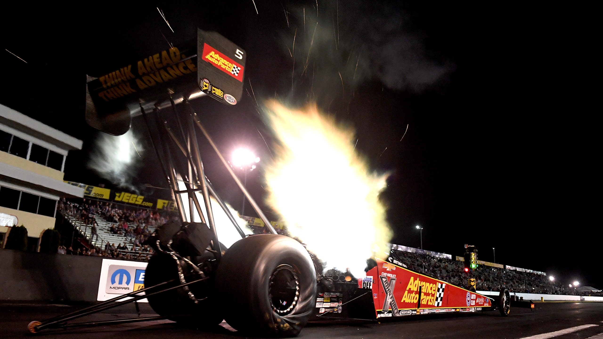 Brittany Force breaks NHRA national Top Fuel time record | FOX Sports