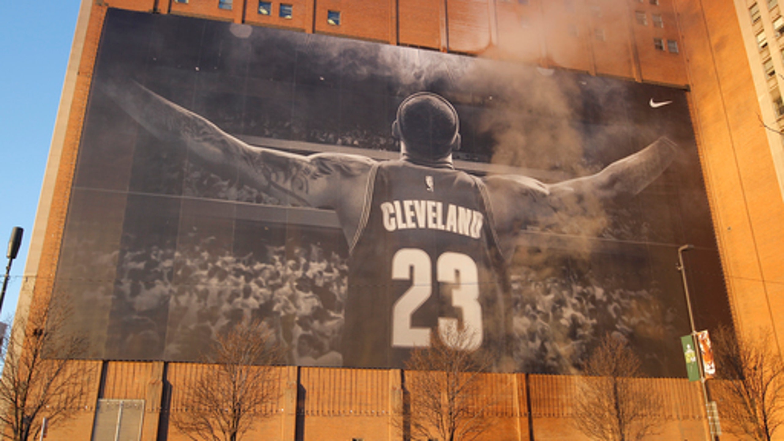 Giant LeBron banner to be removed again in Cleveland | FOX Sports