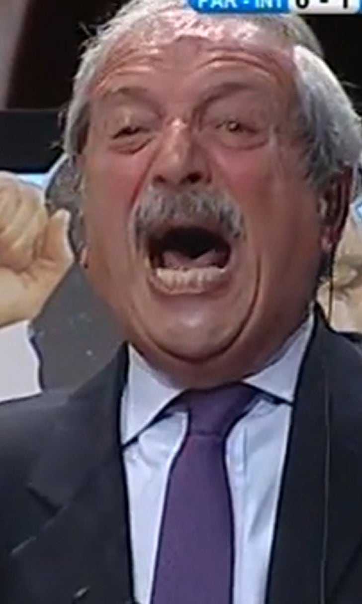 Italian TV announcer goes mental after Mario Balotelli's goal...again ...