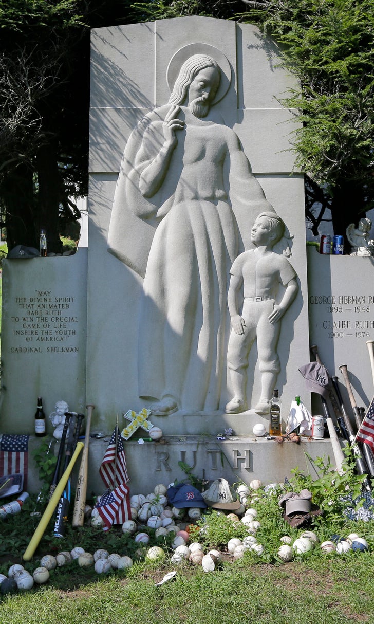 70 years after Babe Ruth’s death, fans still flock to grave | FOX Sports