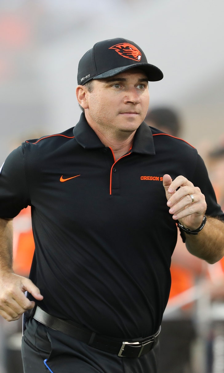 Oregon State coach Jonathan Smith gets 3-year extension | FOX Sports