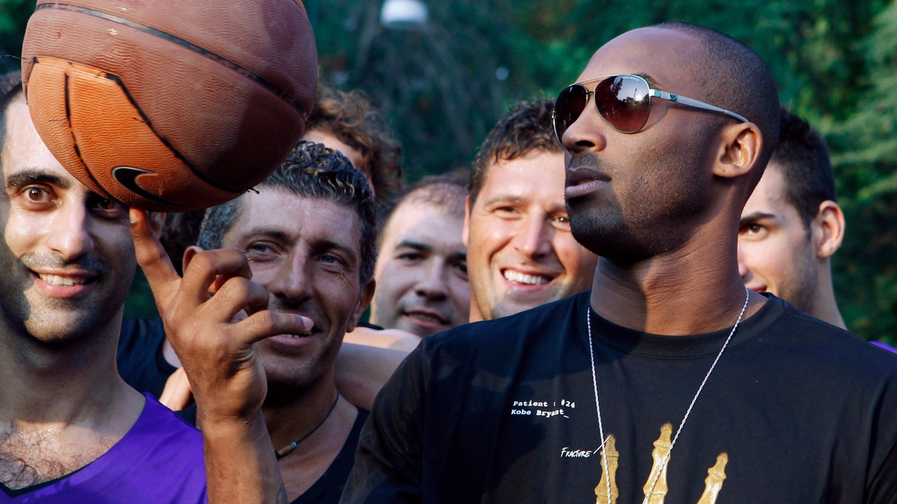 AC Milan pays tribute to Kobe Bryant at San Siro match | FOX Sports