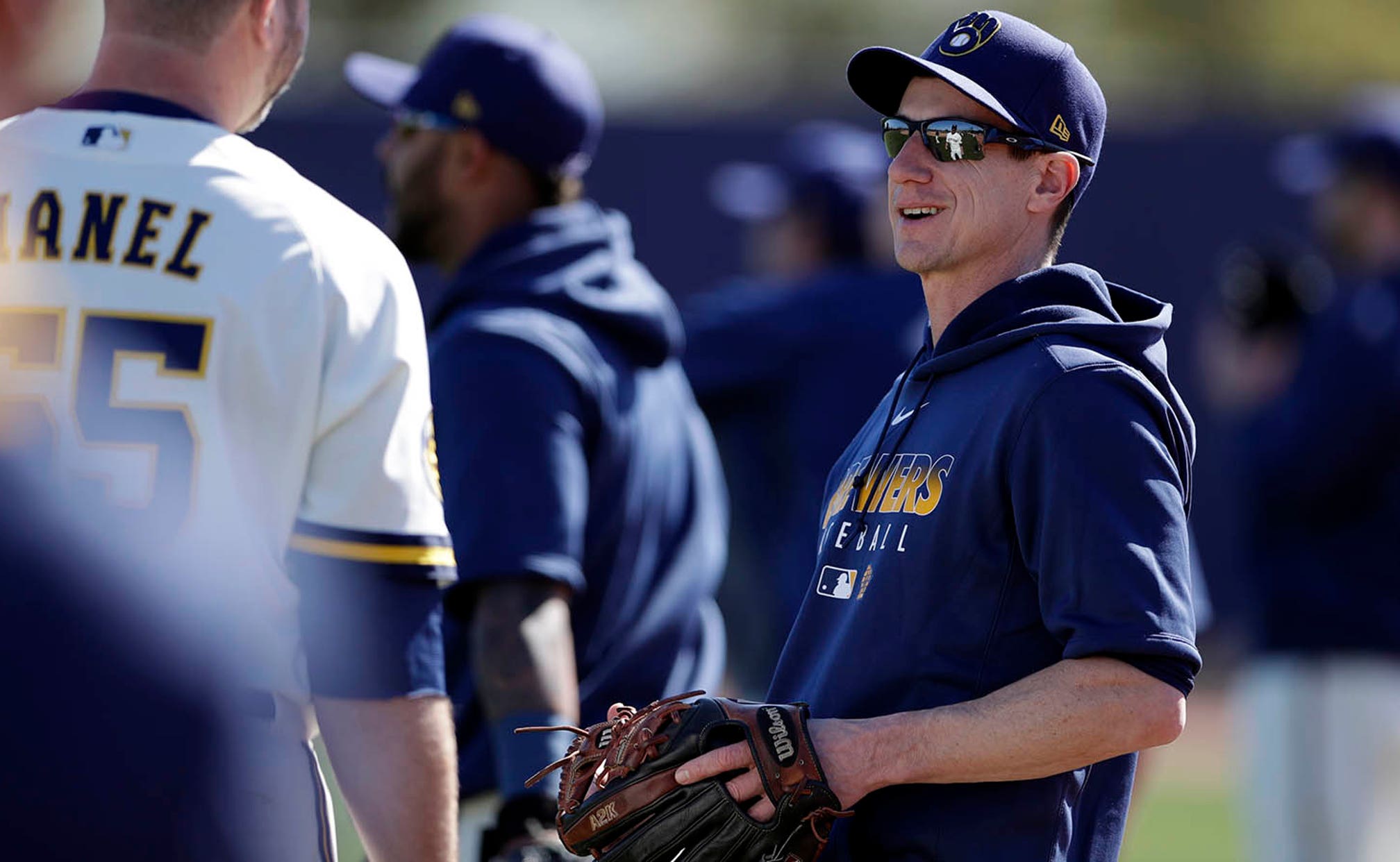 PHOTOS: Milwaukee Brewers at 2020 spring training | FOX Sports