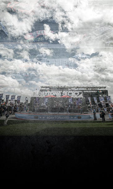 Daytona 500 rain delay updates: What happens in a rain delay | FOX Sports