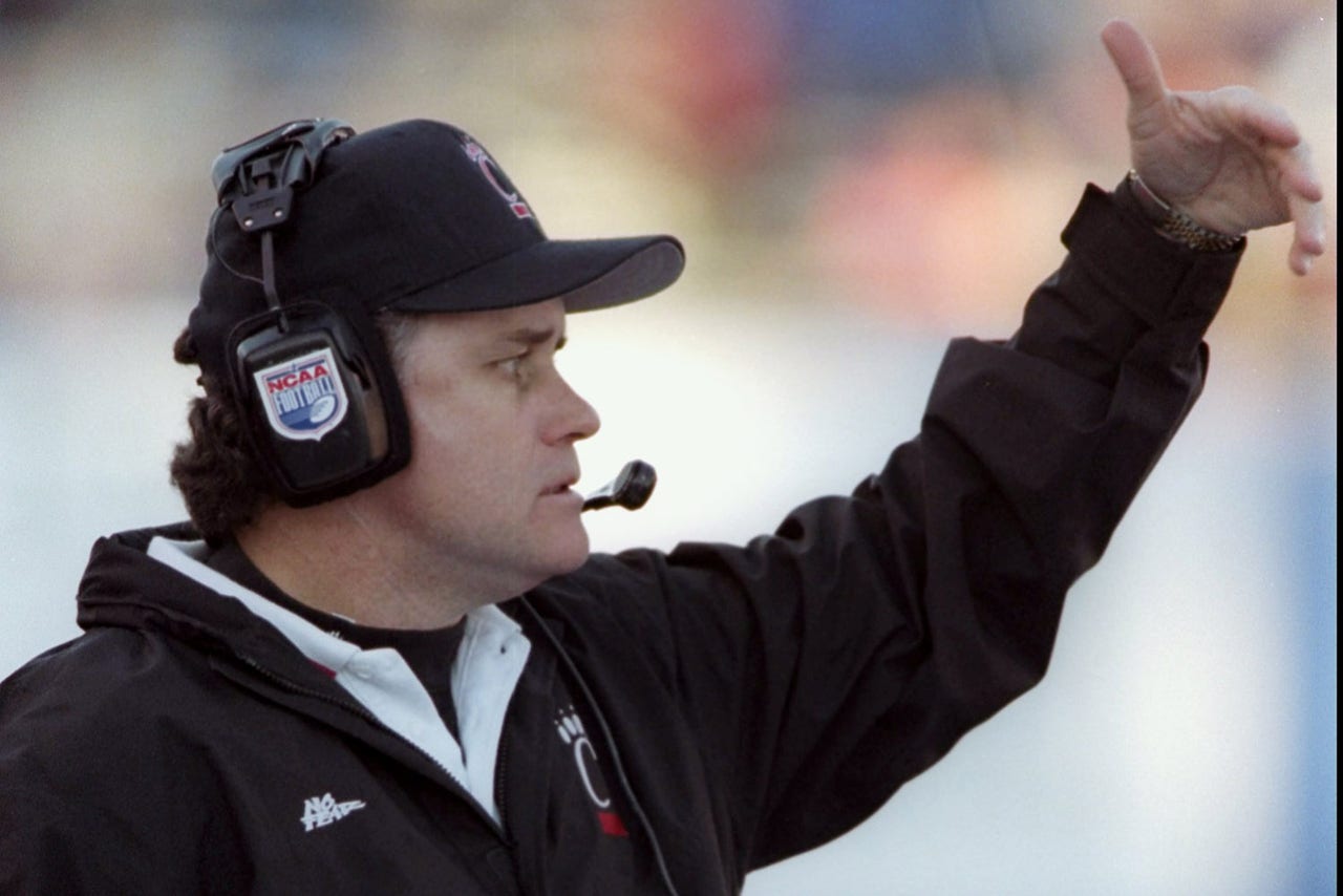 Michigan's Minters: Father-son combo drives Wolverines' stingy defense ...