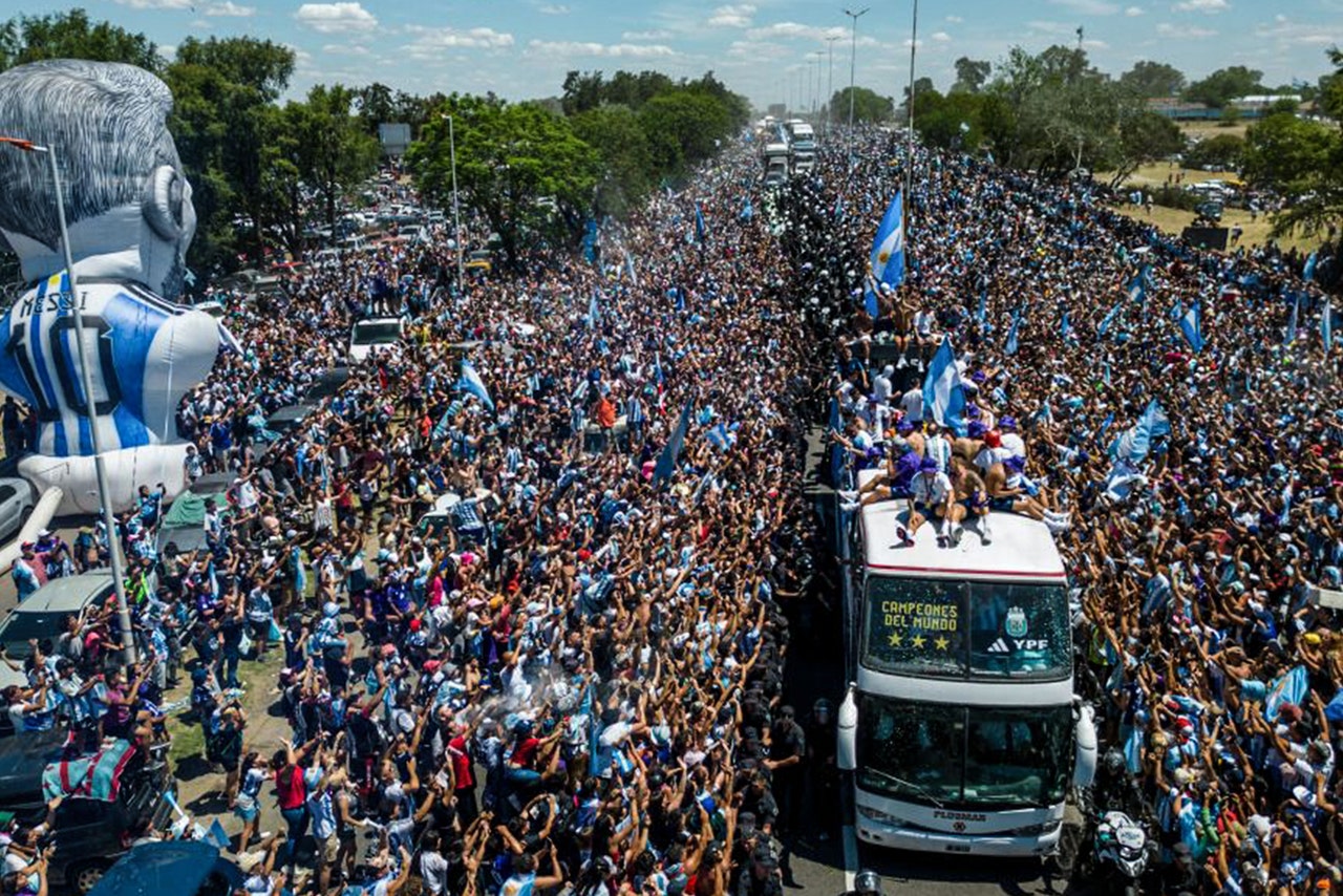 Millions jam Buenos Aires streets to celebrate World Cup win | FOX Sports