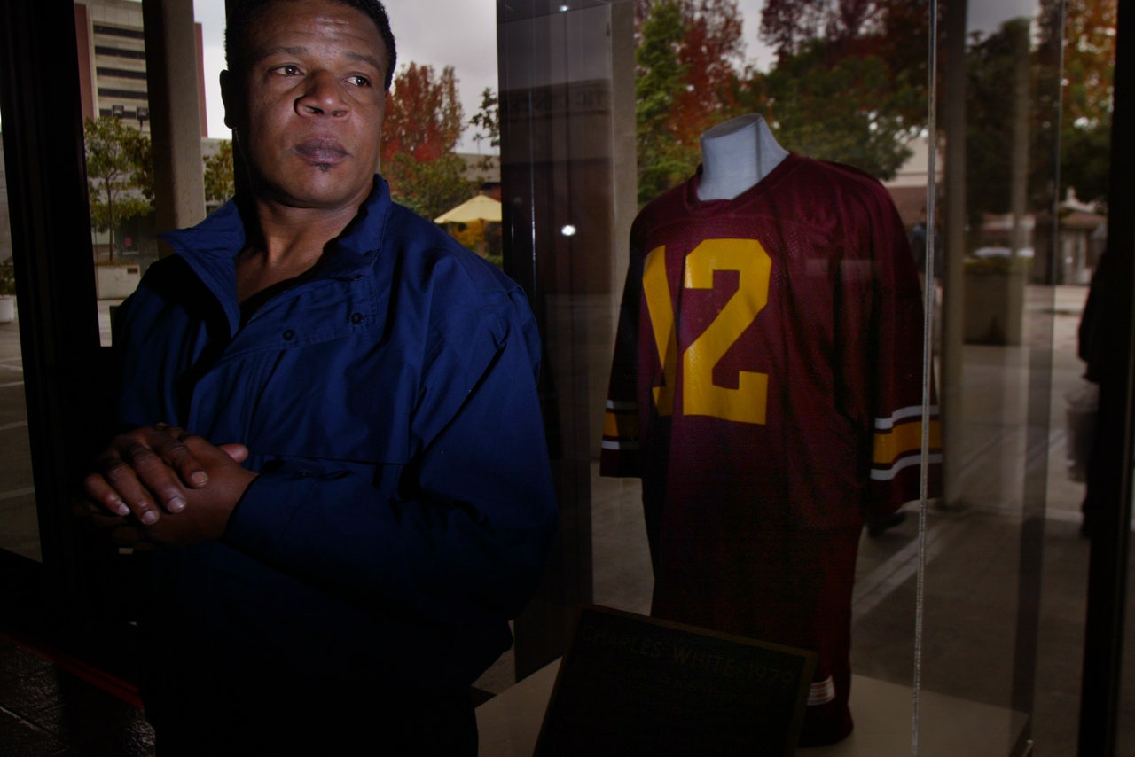 Charles White, USC’s Heisman-winning tailback, dies at 64 | FOX Sports