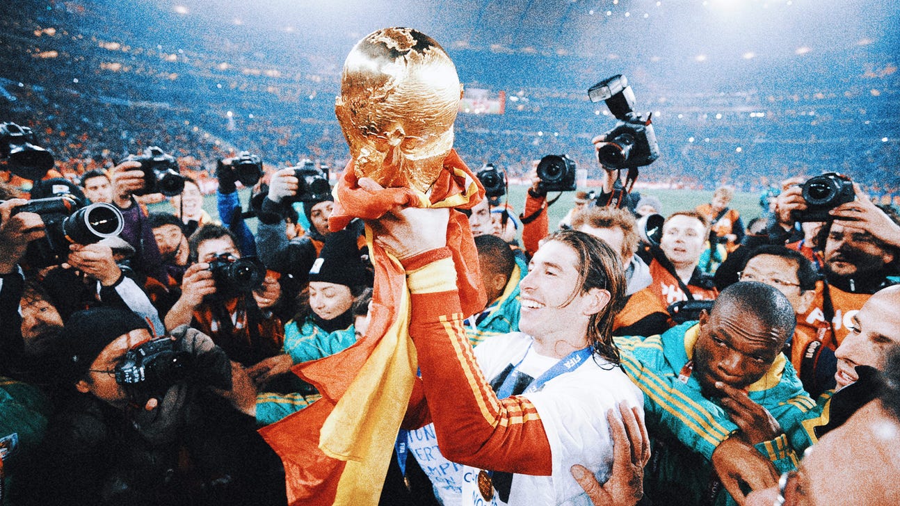 Spain legend Sergio Ramos announces international retirement | FOX Sports