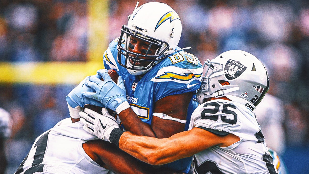 Antonio Gates, Julius Peppers headline semifinalists for Pro Football ...