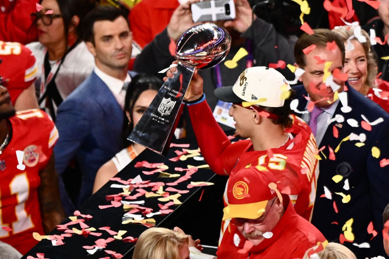 Patrick Mahomes pulls off fantastic finish as Chiefs win Super Bowl ...