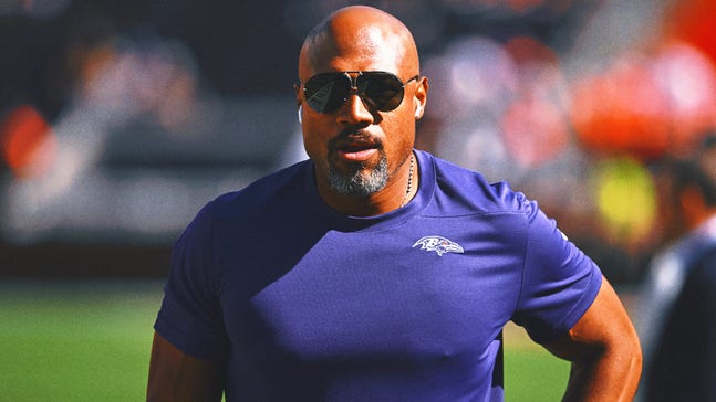 Dolphins introduce Anthony Weaver as new defensive coordinator | FOX Sports