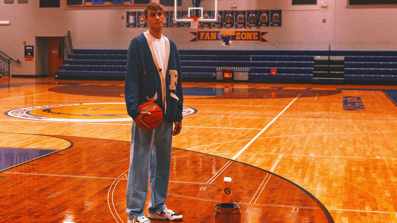 Star Duke commit Cooper Flagg wins Gatorade National Boys Basketball ...