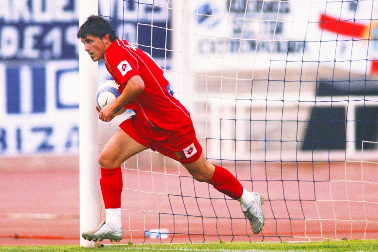 Spain All-Time XI: Former Barcelona duo highlight star-studded team ...