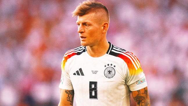 Germany Great Toni Kroos Pens Emotional Farewell Post Pedri Accepts Apology Fox Sports
